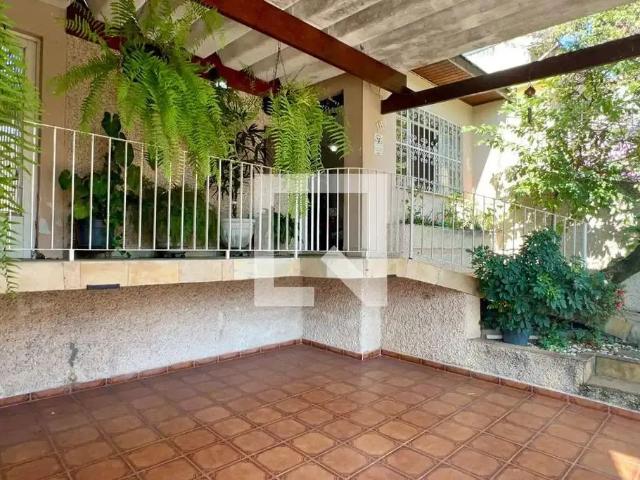 Casa / Sobrado para Venda em São Paulo/SP Sumaré 3 Quartos