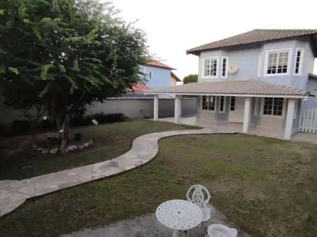 Casa / Sobrado para Venda em São Pedro da Aldeia/RJ Centro 3 Quartos