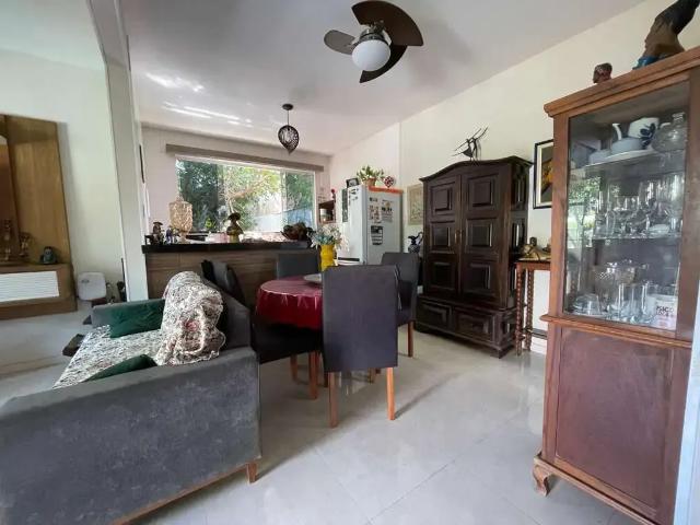 Casa / Sobrado para Venda em São Pedro da Aldeia/RJ Praia Linda 4 Quartos
