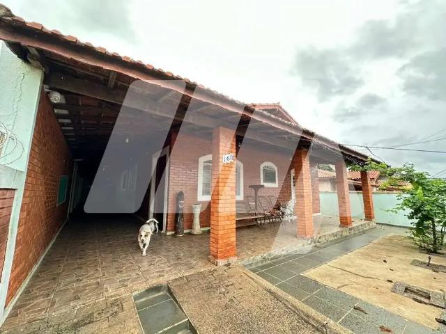 Casa / Sobrado para Venda em São Pedro/SP Centro 4 Quartos
