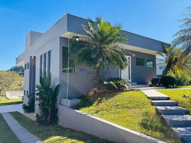 Casa / Sobrado para Venda em São Pedro/SP Jardim das Cachoeiras 4 Quartos