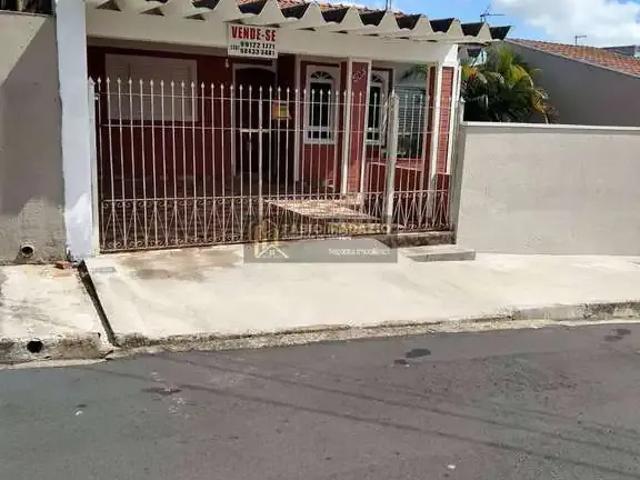 Casa / Sobrado para Venda em São Pedro/SP Jardim Nova Estancia 3 Quartos