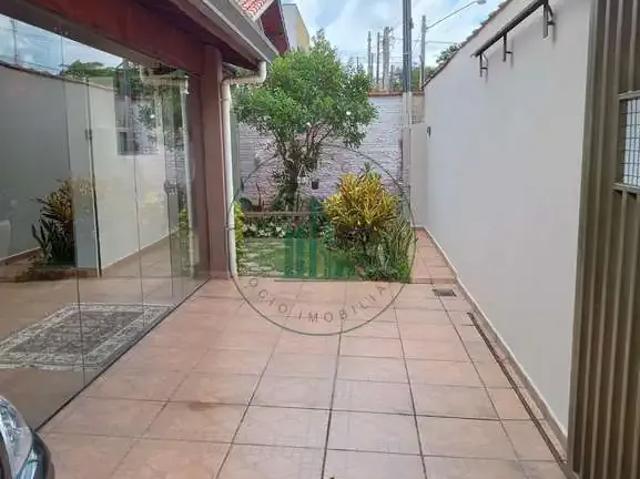 Casa / Sobrado para Venda em São Pedro/SP Recanto das Águas 3 Quartos