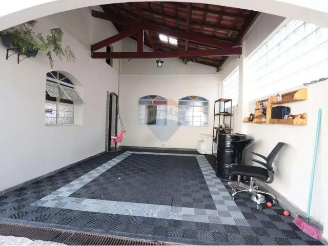 Casa / Sobrado para Venda em São Roque/SP Vila Junqueira 3 Quartos