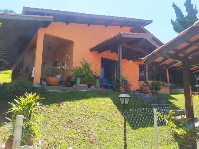 Casa / Sobrado para Venda em São Roque/SP Alto Da Serra Mailasqui 3 Quartos