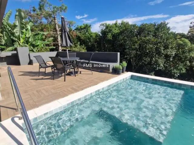 Casa / Sobrado para Venda em São Roque/SP Bairro do Carmo 3 Quartos