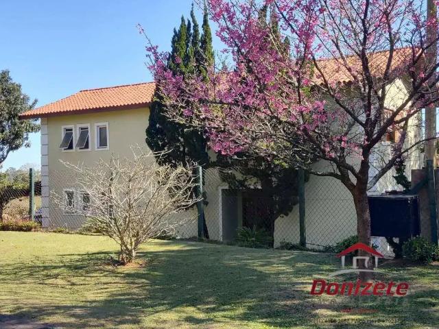 Casa / Sobrado para Venda em São Roque/SP Bairro do Carmo 5 Quartos