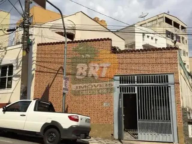 Casa / Sobrado para Venda em São Roque/SP Centro 3 Quartos