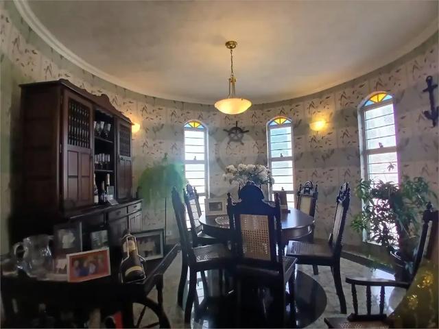Casa / Sobrado para Venda em São Roque/SP Esplanada Mendes Moraes 3 Quartos