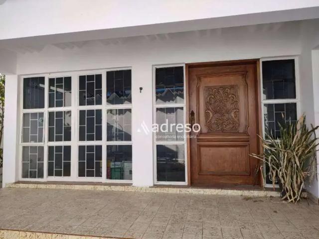 Casa / Sobrado para Venda em São Roque/SP Jardim das Flores 5 Quartos