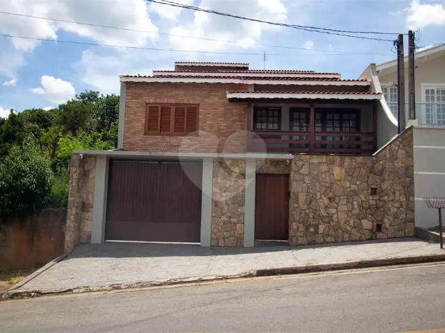 Casa / Sobrado para Venda em São Roque/SP Jardim Flórida 3 Quartos