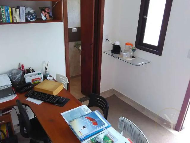 Casa / Sobrado para Venda em São Roque/SP Jardim Villaça 4 Quartos