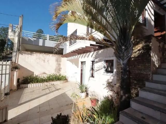 Casa / Sobrado para Venda em São Roque/SP Jardim Villaça 4 Quartos