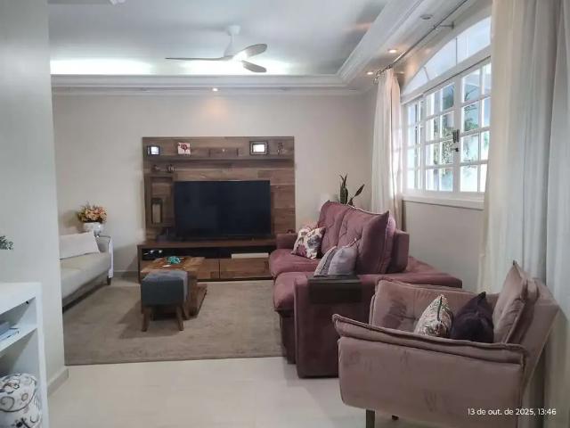 Casa / Sobrado para Venda em São Roque/SP Jardim Villaça 3 Quartos