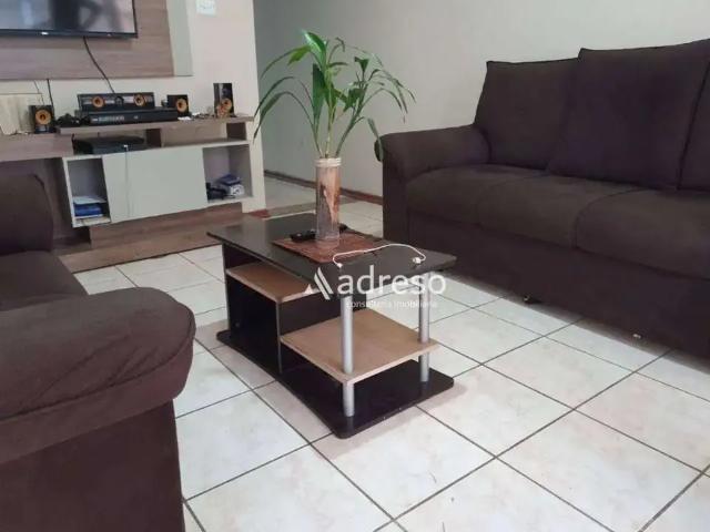 Casa / Sobrado para Venda em São Roque/SP Jardim Villaça 3 Quartos