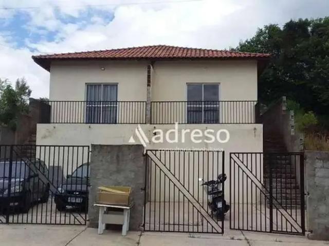 Casa / Sobrado para Venda em São Roque/SP Mailasqui 2 Quartos