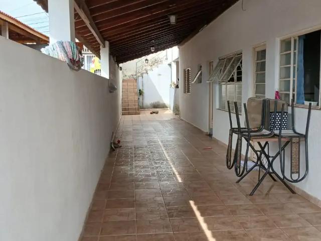 Casa / Sobrado para Venda em São Roque/SP Marmeleiro 2 Quartos