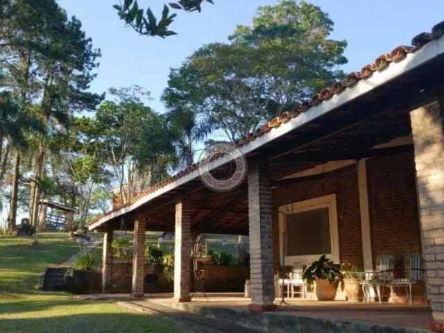 Casa / Sobrado para Venda em São Roque/SP Pavão Canguera 3 Quartos