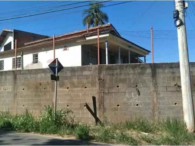 Casa / Sobrado para Venda em São Roque/SP Sorocamirim Canguera 3 Quartos