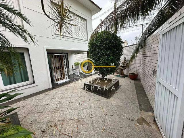 Casa / Sobrado para Venda em São Vicente/SP Boa Vista 4 Quartos