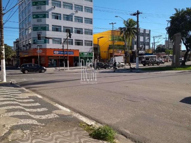 Casa / Sobrado para Venda em São Vicente/SP Centro