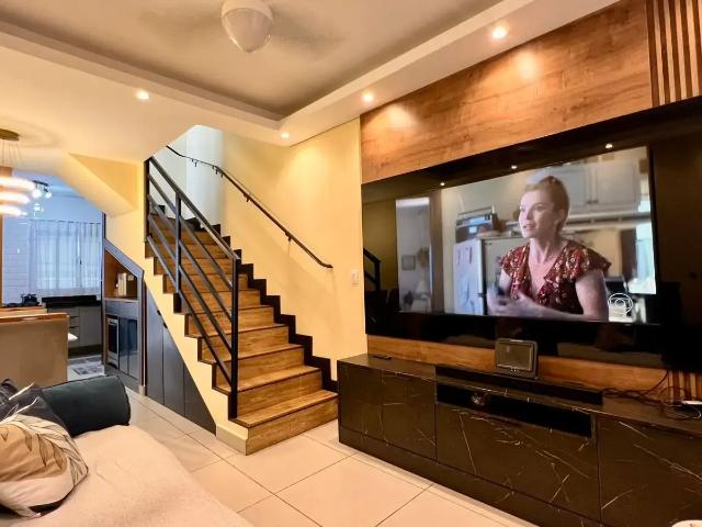 Casa / Sobrado para Venda em São Vicente/SP Centro 2 Quartos