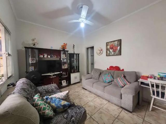 Casa / Sobrado para Venda em São Vicente/SP Centro 2 Quartos
