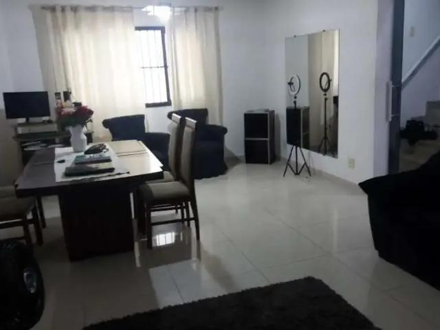 Casa / Sobrado para Venda em São Vicente/SP Centro 3 Quartos