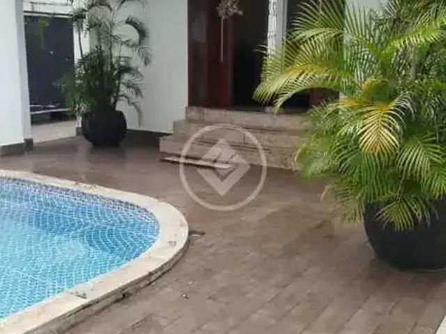 Casa / Sobrado para Venda em São Vicente/SP Centro 3 Quartos