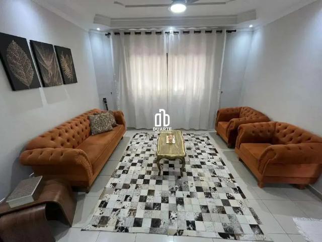 Casa / Sobrado para Venda em São Vicente/SP Centro 3 Quartos