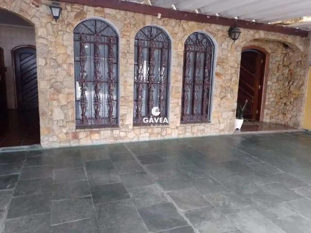 Casa / Sobrado para Venda em São Vicente/SP Centro 3 Quartos