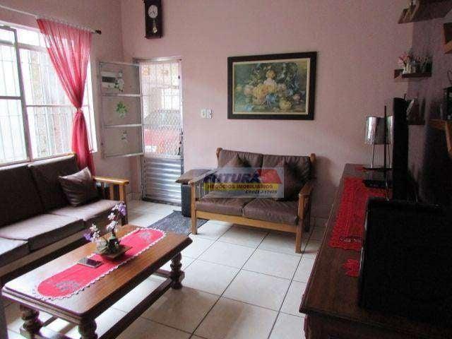 Casa / Sobrado para Venda em São Vicente/SP Centro 3 Quartos