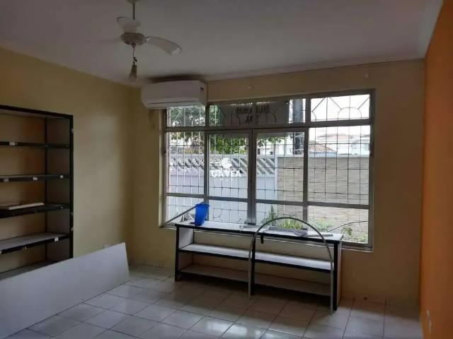 Casa / Sobrado para Venda em São Vicente/SP Centro 3 Quartos