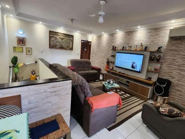 Casa / Sobrado para Venda em São Vicente/SP Cidade Naútica 3 Quartos
