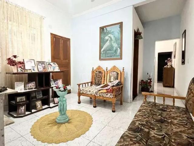 Casa / Sobrado para Venda em São Vicente/SP Japuí 3 Quartos