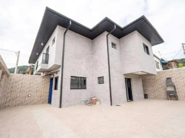 Casa / Sobrado para Venda em São Vicente/SP Japuí 3 Quartos