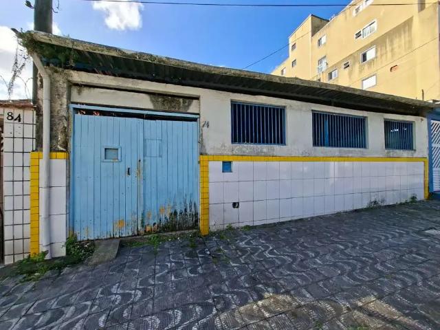 Casa / Sobrado para Venda em São Vicente/SP Jardim Guassu 3 Quartos