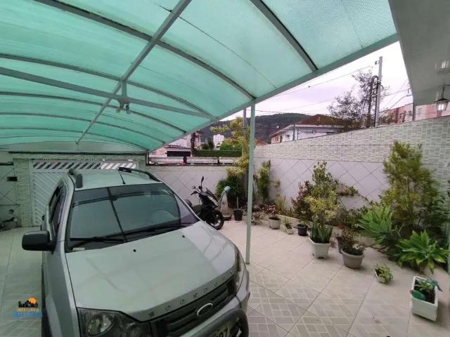 Casa / Sobrado para Venda em São Vicente/SP Jardim Independência 3 Quartos