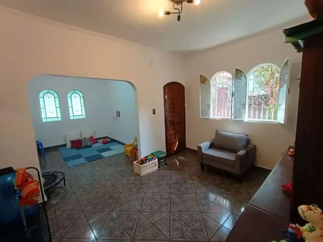 Casa / Sobrado para Venda em São Vicente/SP Jardim Independência 4 Quartos