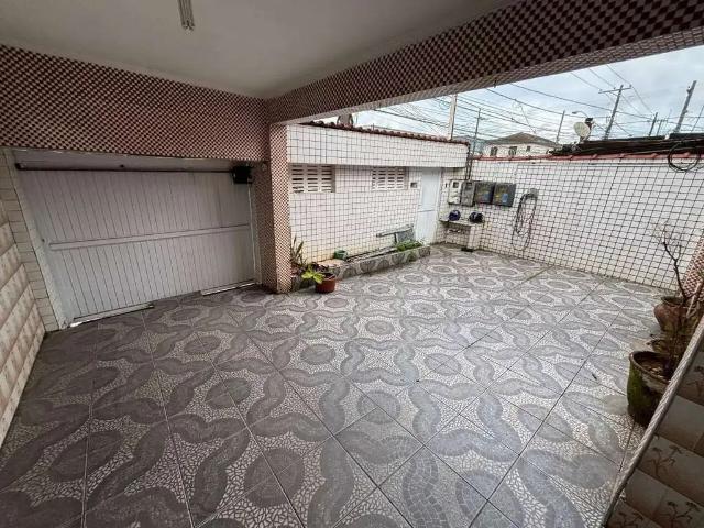Casa / Sobrado para Venda em São Vicente/SP Jardim Paraíso 4 Quartos