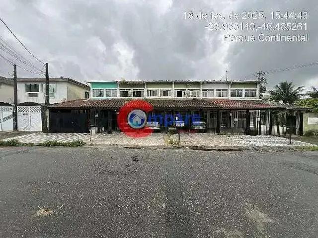Casa / Sobrado para Venda em São Vicente/SP Parque Continental