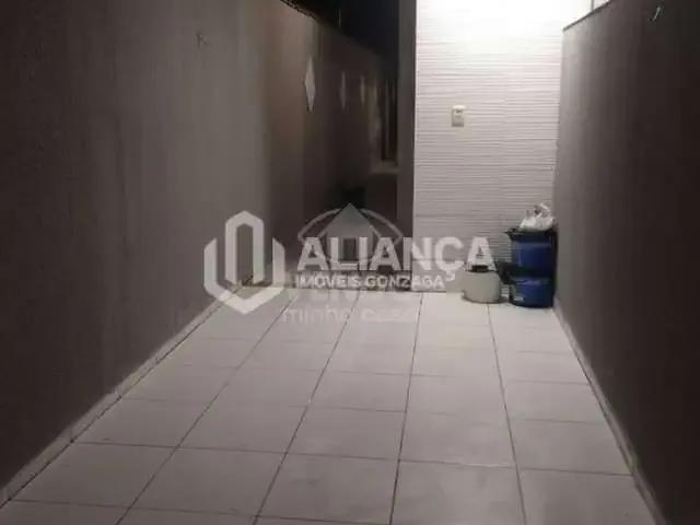 Casa / Sobrado para Venda em São Vicente/SP Parque Continental 2 Quartos