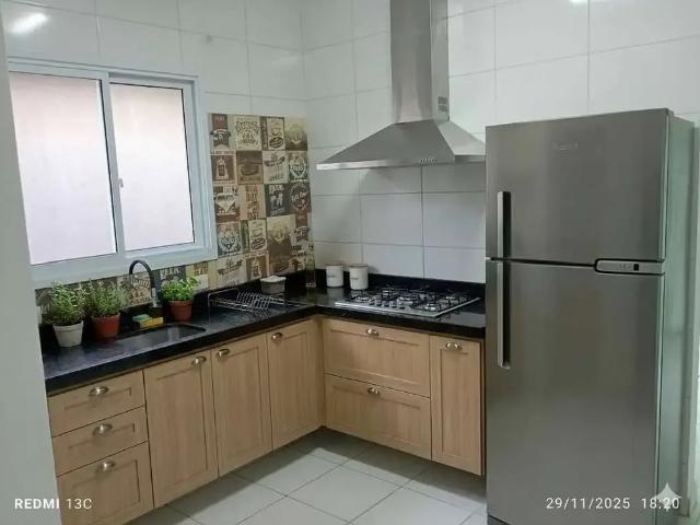 Casa / Sobrado para Venda em São Vicente/SP Parque Continental 2 Quartos