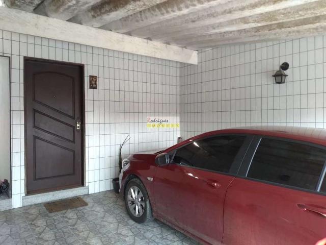 Casa / Sobrado para Venda em São Vicente/SP Parque São Vicente 4 Quartos