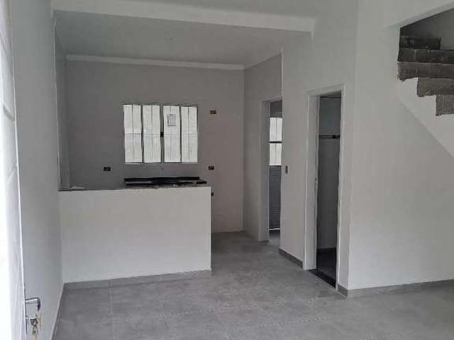 Casa / Sobrado para Venda em São Vicente/SP Parque São Vicente 2 Quartos