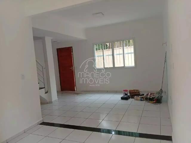 Casa / Sobrado para Venda em São Vicente/SP Parque São Vicente 3 Quartos