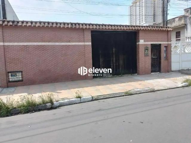 Casa / Sobrado para Venda em São Vicente/SP Parque São Vicente 3 Quartos