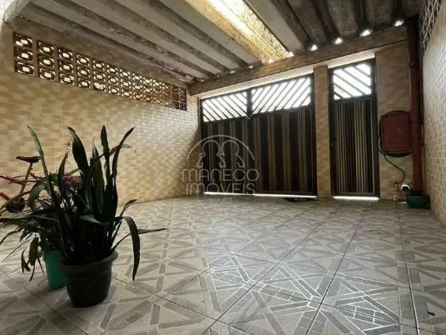 Casa / Sobrado para Venda em São Vicente/SP Parque São Vicente 3 Quartos