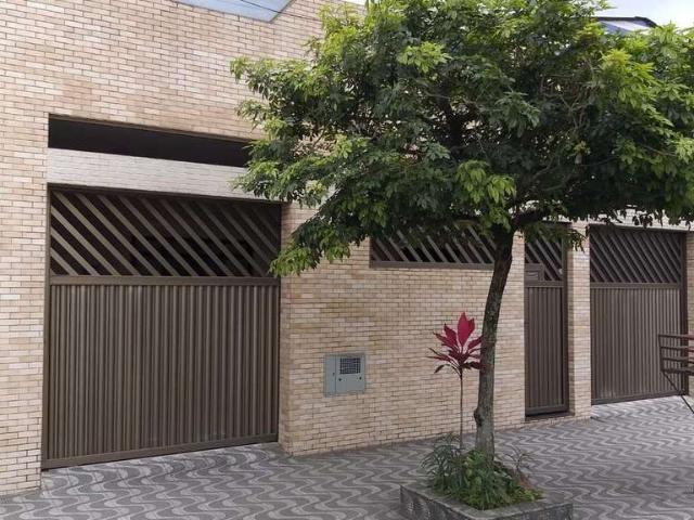Casa / Sobrado para Venda em São Vicente/SP Parque São Vicente 3 Quartos