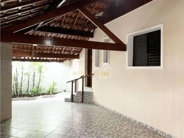 Casa / Sobrado para Venda em São Vicente/SP Vila Cascatinha 3 Quartos